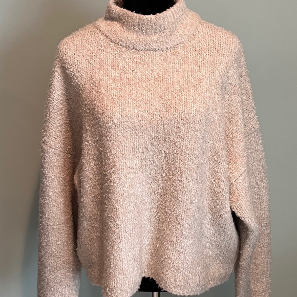 Universal Thread | Sweaters | Universal Thread Mock Turtleneck Sweater ...